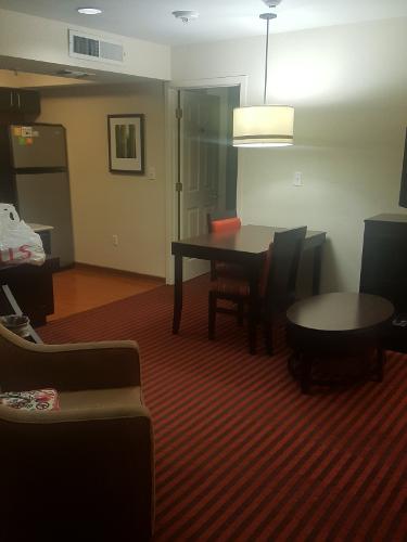 Book HYATT house Dallas/Addison, Addison, Texas - Hotels.com