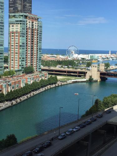 Book Swissotel - Chicago, Chicago from $135/night - Hotels.com