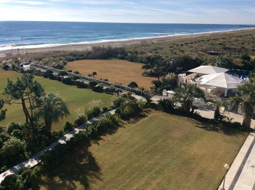 Book Blockade Runner Beach Resort, Wrightsville Beach from $110/night ...