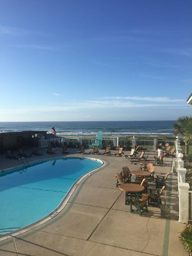Book Islander Hotel & Resort, Emerald Isle, North Carolina - Hotels.com