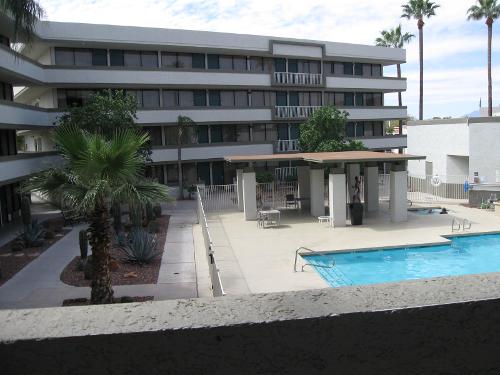 Book Quality Inn Phoenix Airport, Phoenix, Arizona - Hotels.com